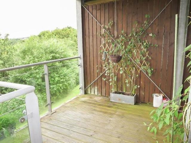 2 bedroom flat for rent in Samuels Crescent, Cardiff, CF14