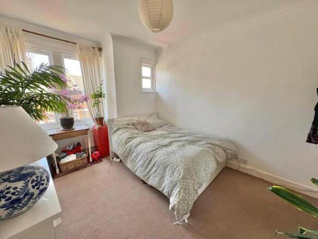 2 bedroom flat for rent in Sandown Road, Brighton, BN2