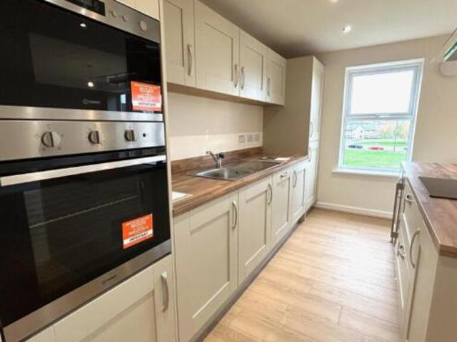 2 bedroom flat for rent in Sandpiper Drive, Doncaster, DN4