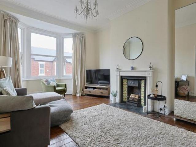 2 bedroom flat for rent in Sandringham Road, South Gosforth, Newcastle upon Tyne, NE3