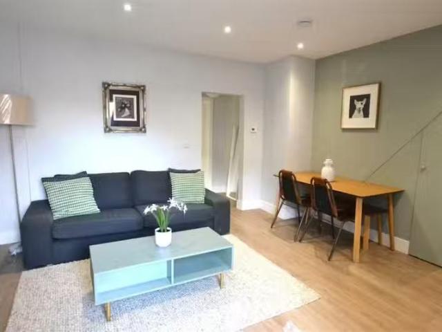 2 bedroom flat for rent in Sandy Park Road, Brislington, Brist.