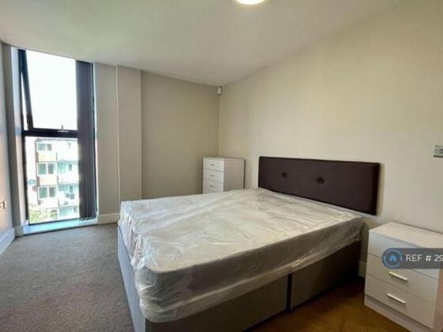 2 bedroom flat for rent in Sankey St, Liverpool, L1