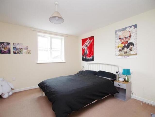 2 bedroom flat for rent in Saltash Road, Churchward, Swindon, SN2