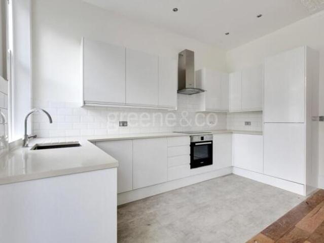 2 bedroom flat for rent in Saltram Crescent London W9