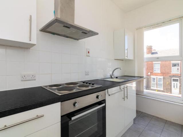 2 bedroom flat for rent in Salisbury Road, Wavertree, Liverpool, L15