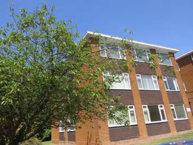 2 bedroom flat for rent in Savoy Close, BIRMINGHAM, B32