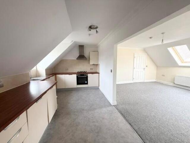 2 bedroom flat for rent in Seafield Road, Southbourne, BH6