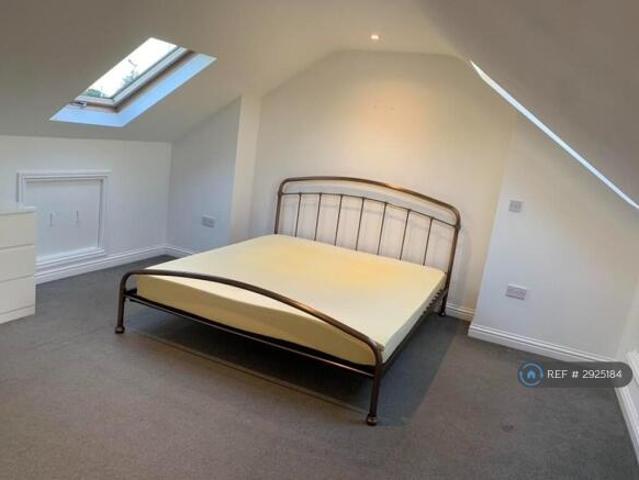 2 bedroom flat for rent in Sefton Park Road, Bristol, BS7