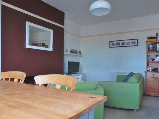 2 bedroom flat for rent in Selborne Road Hove BN3