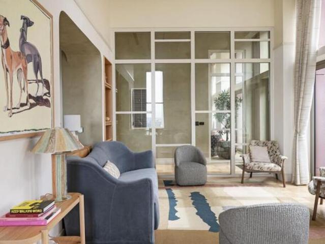 2 bedroom flat for rent in Selbourne Walk, Walthamstow, E17