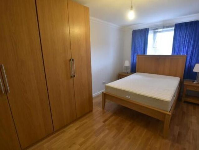 2 bedroom flat for rent in Seraph Court, Moreland Street, Islington, London, EC1V