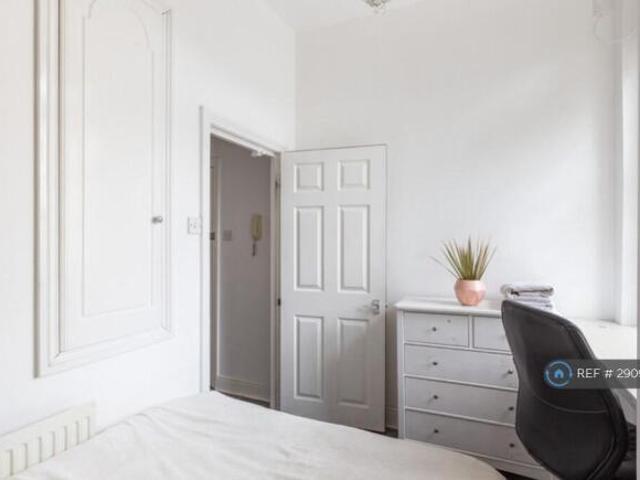 2 bedroom flat for rent in Seymour Place, London, W1H