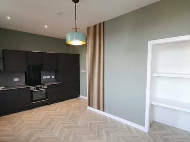 2 bedroom flat for rent in Skene Street Aberdeen AB10