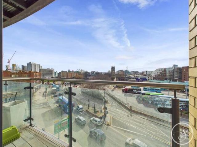 2 bedroom flat for rent in Skyline, St Peters Street, Leeds, LS9