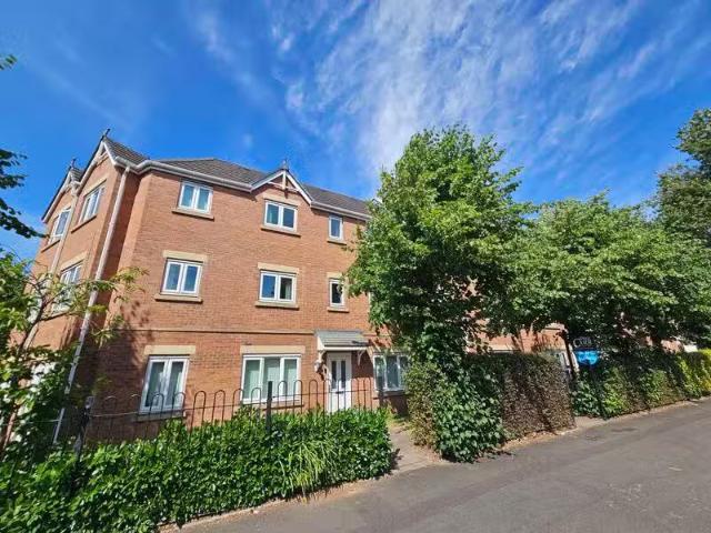 2 bedroom flat for rent in Short Heath Road, Perry Common, Bir.