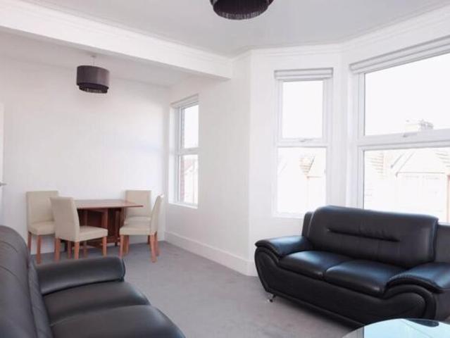 2 bedroom flat for rent in Shanklin Road, Brighton, BN2