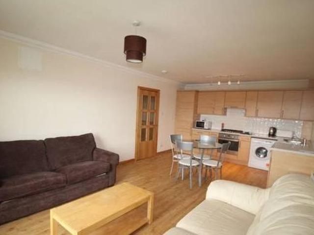 2 bedroom flat for rent in Sharpe Place Montrose DD10