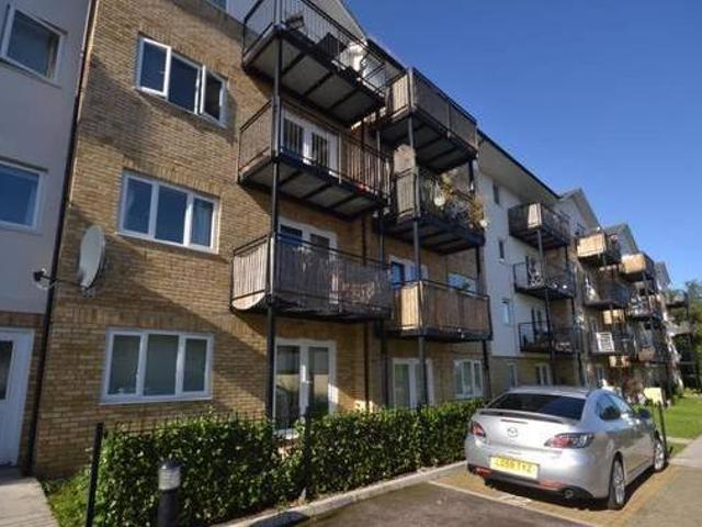 2 bedroom flat for rent in Sharps Court Cooks Way Hitchin SG4