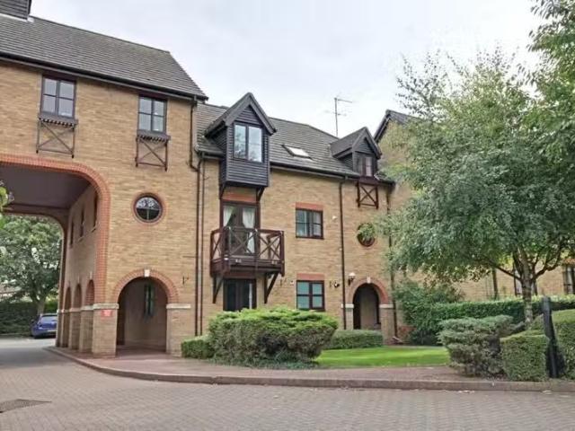 2 bedroom flat for rent in Sheering Mill Lane, Sawbridgeworth.