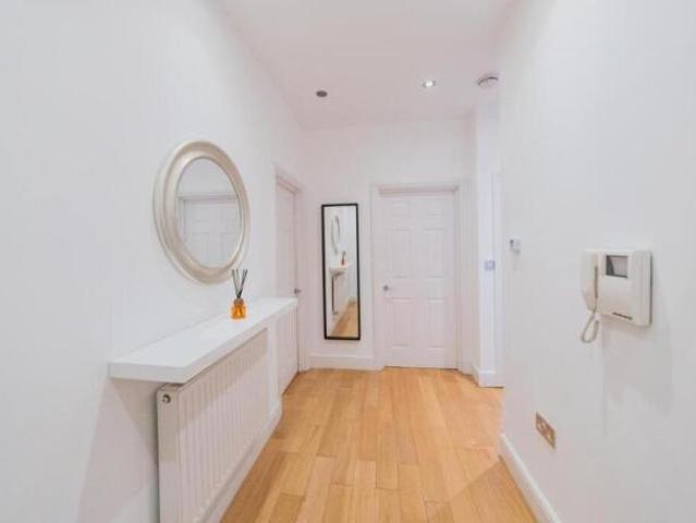 2 bedroom flat for rent in Shelton Street, London, WC2H