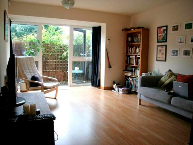 2 bedroom flat for rent in Sherbourne Close, Cambridge, CB4