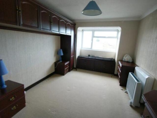 2 bedroom flat for rent in Sheridan Court, Cippenham, SL1