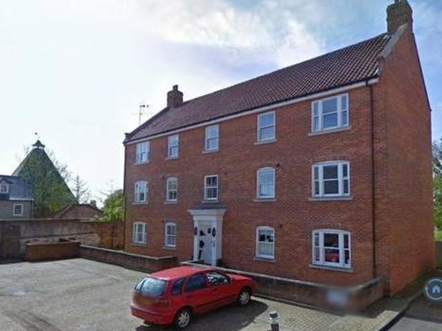 2 bedroom flat for rent in Ship Lane Ely CB7