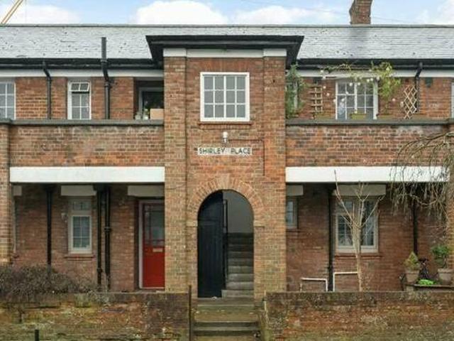2 bedroom flat for rent in Shirley Place Oxford Oxfordshire OX2