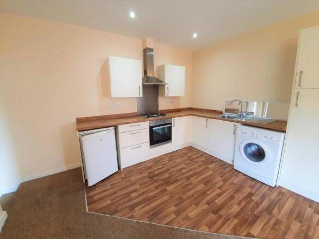 2 bedroom flat for rent in Shirley Road, Southampton, Hampshire, SO15