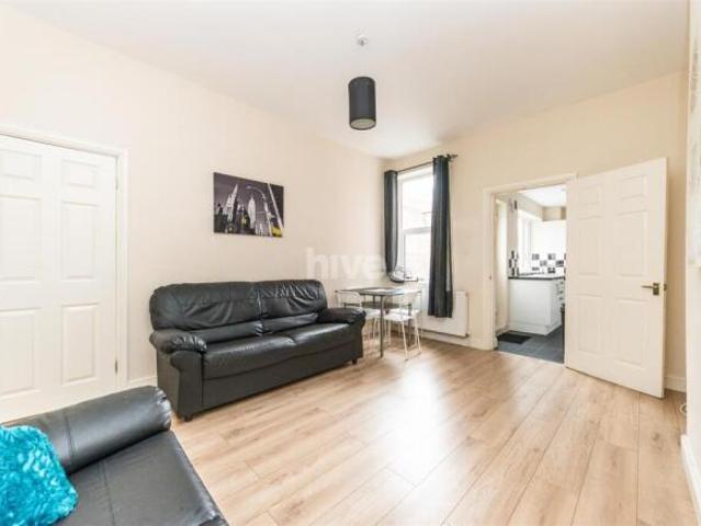 2 bedroom flat for rent in Simonside Terrace, Heaton, Newcastle Upon Tyne, NE6