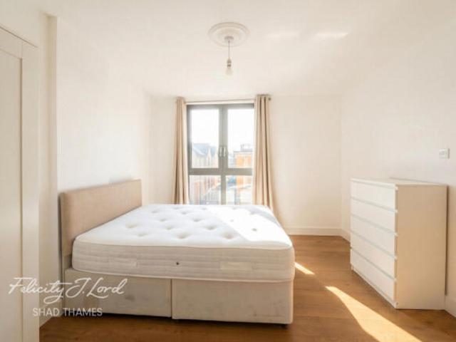 2 bedroom flat for rent in Silwood Street, London, SE16