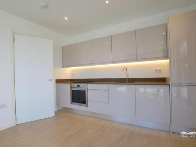2 bedroom flat for rent in Silbury Boulevard, Milton Keynes, MK9