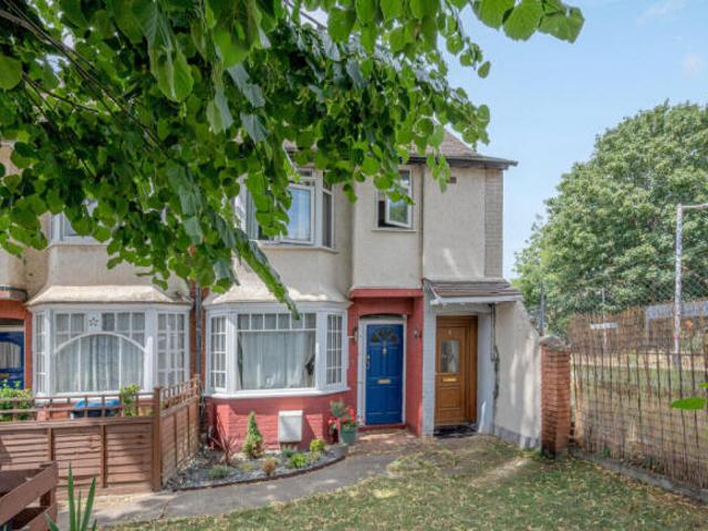 2 bedroom flat for rent in Sirdar Road, Tooting, Mitcham, CR4