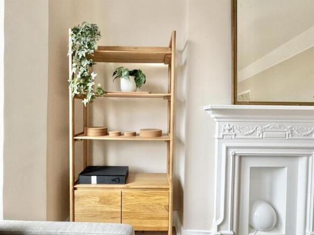 2 bedroom flat for rent in Sirdar Road, Wood Green, N22