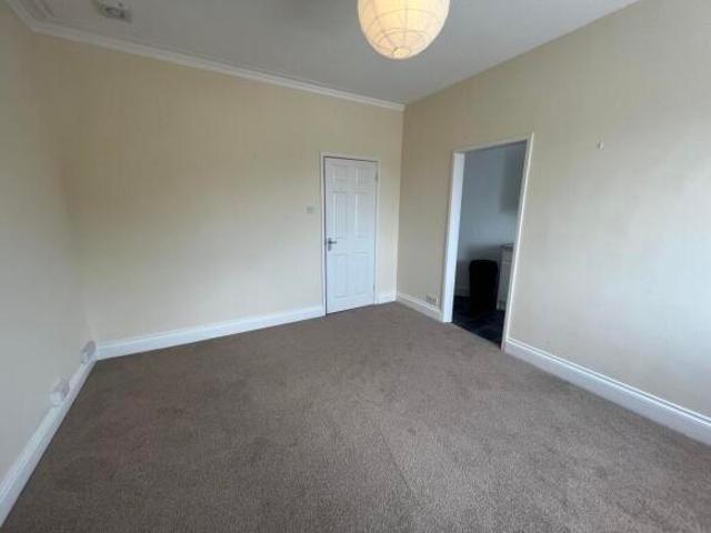 2 bedroom flat for rent in Somerset Road, Bournemouth, BH7