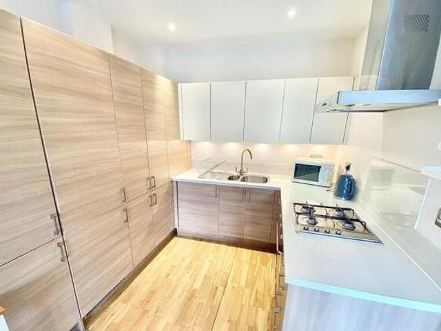2 Bedroom Flat For Rent In South Woodford