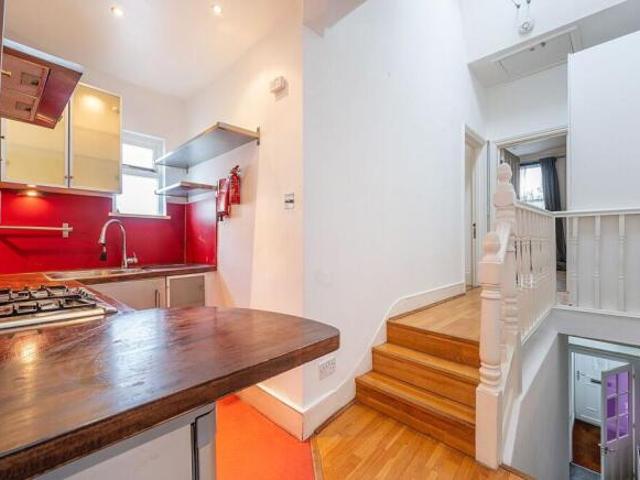 2 bedroom flat for rent in South Ealing Road, Ealing, London, W5