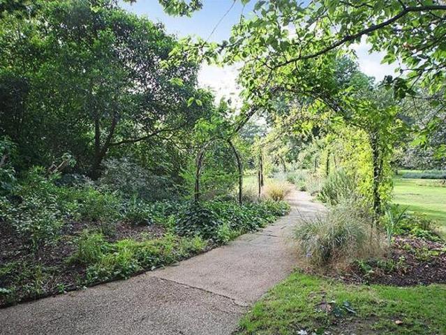 2 bedroom flat for rent in South Edwardes Square, W8