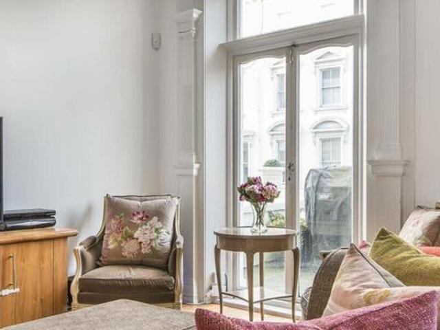 2 Bedroom Flat For Rent In South Kensington, London