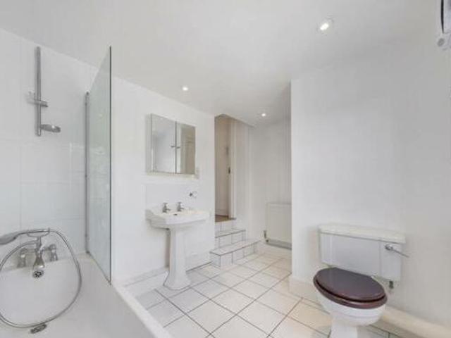 2 Bedroom Flat For Rent In South Kensington, London