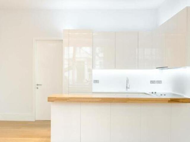 2 Bedroom Flat For Rent In South Kensington, London