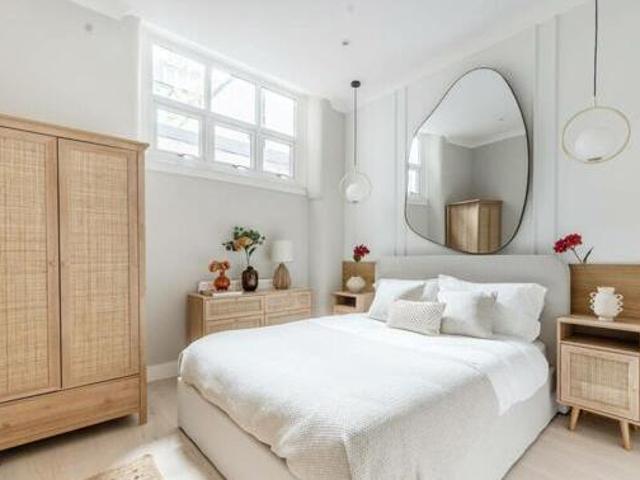 2 Bedroom Flat For Rent In South Kensington, London