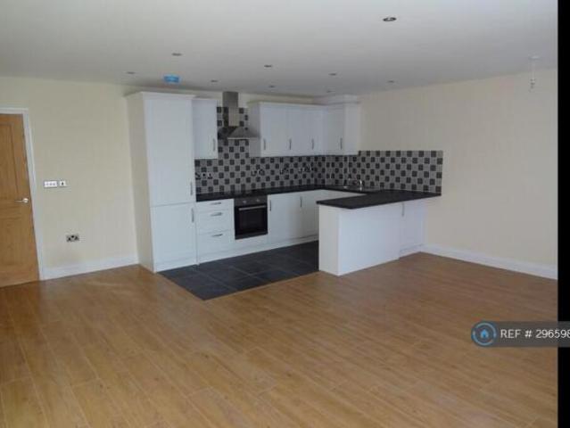 2 bedroom flat for rent in South Park, Sevenoaks, TN13