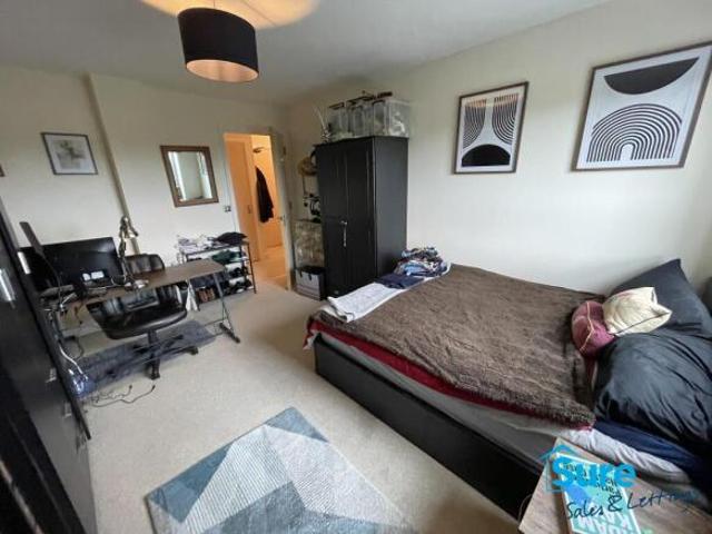 2 bedroom flat for rent in South Point, Gloucester Docks. GL1