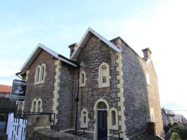 2 bedroom flat for rent in South Road WestonsuperMare North Somerset BS23