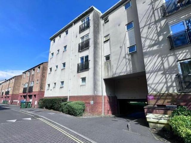 2 Bedroom Flat For Rent In Southampton