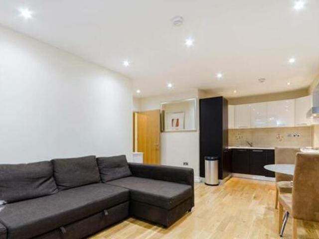 2 Bedroom Flat For Rent In Southfields, London