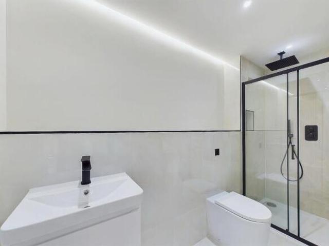 2 bedroom flat for rent in Southill Road, Chislehurst, BR7