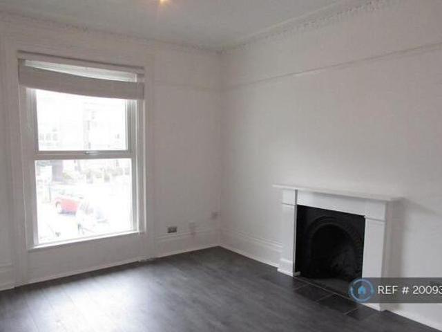 2 Bedroom Flat For Rent In Southsea
