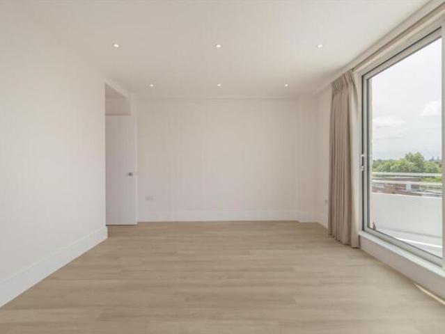 2 bedroom flat for rent in Sloane Street, London SW1X